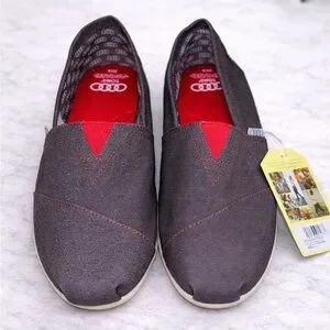 Toms | Shoes | Toms Classic Canvas Slipon Shoes Gray Red Interior ...